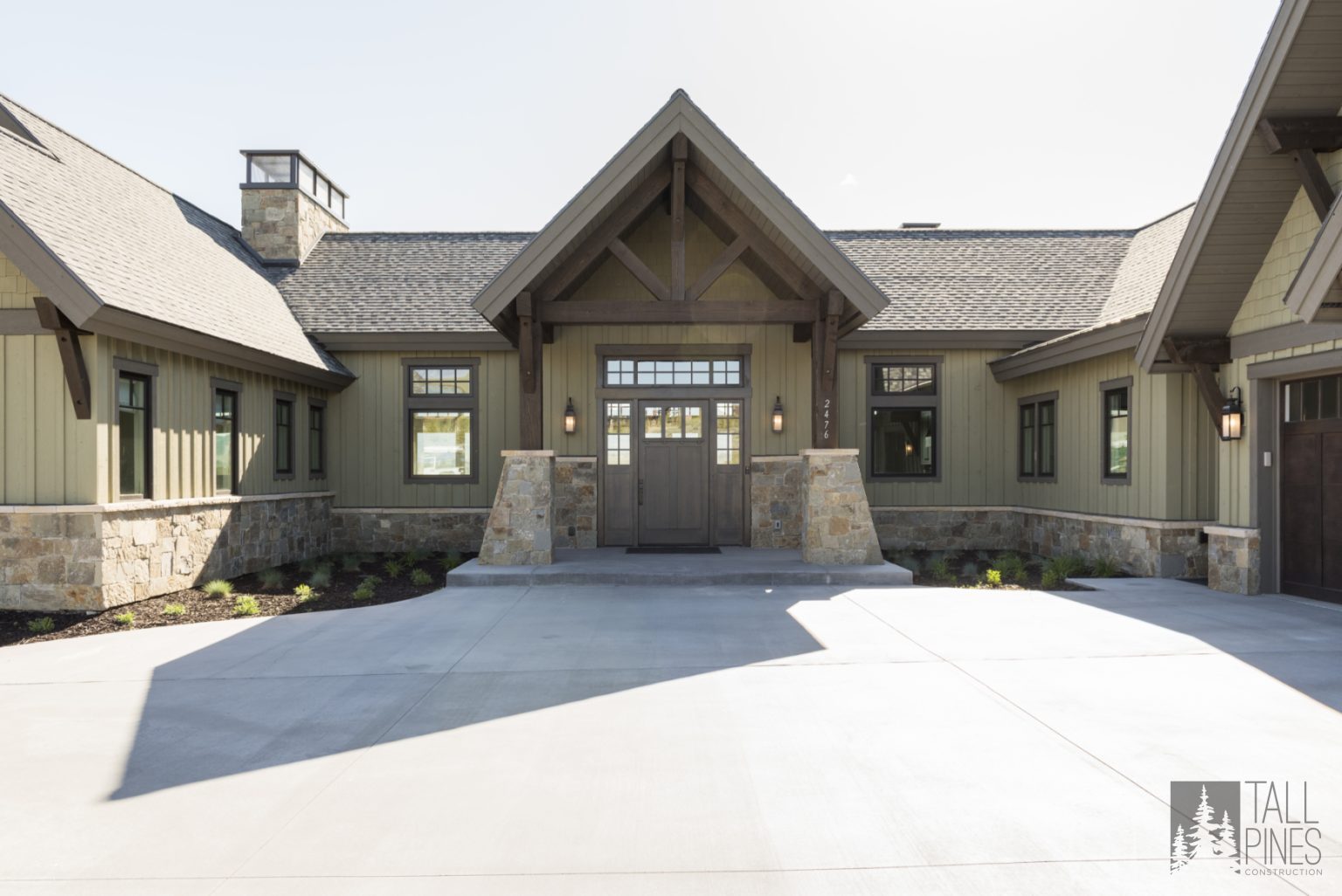 Mountain Farmhouse - Tall Pines Construction